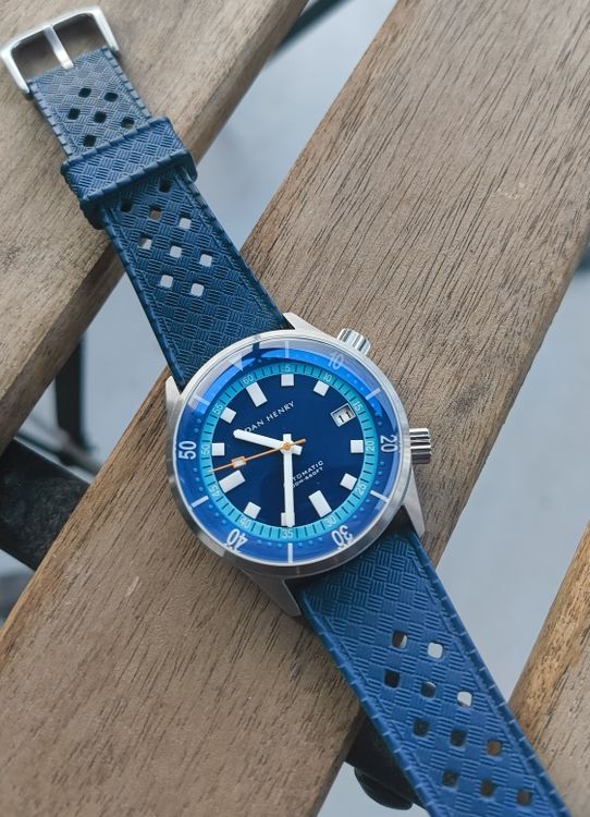 Dan Henry 1970 Automatic Diver 200m | Kaufen auf Ricardo