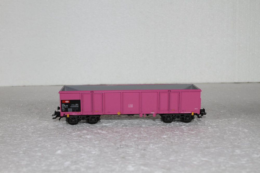 Märklin 4718 SBB Hochbordwagen Eaos pink Ep.4 (Gebraucht) in Triesen für CHF 31 – mit Lieferung ...