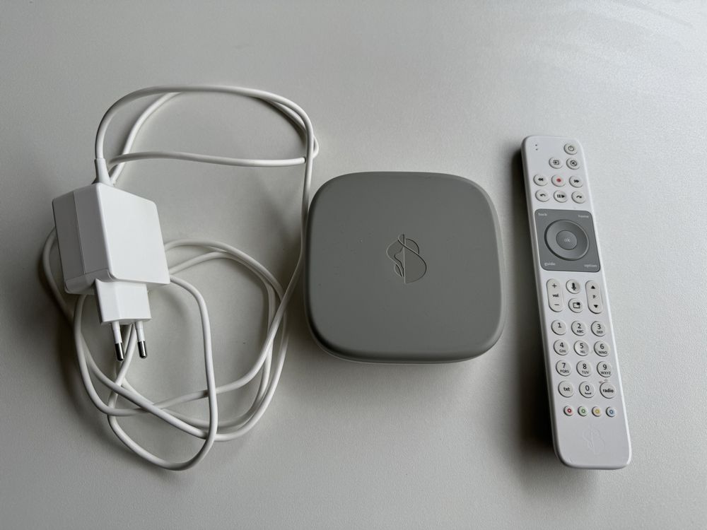 TV Swisscom état neuf avec télécommande (Gebraucht) in Ardon für CHF 30 ...