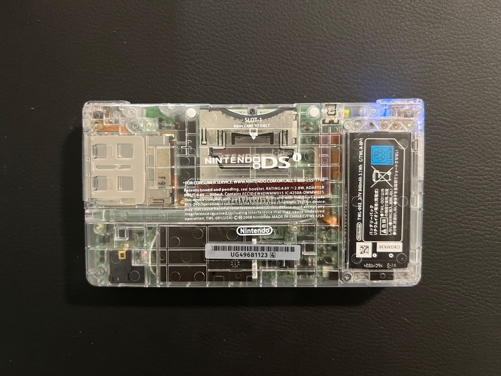 Nintendo DSi transparent (Gebraucht) in Lausanne für CHF 79.95 – mit Lieferung auf Ricardo kaufen