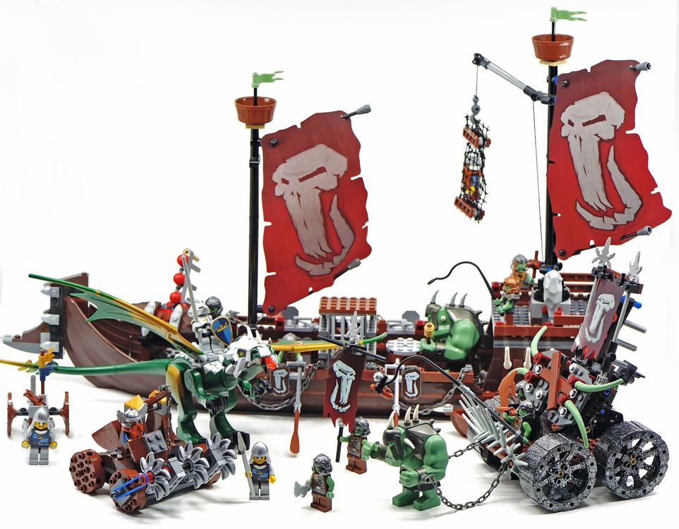 LEGO Castle Fantasy Era Troll Warship (7048) + 2 zusätzliche (Gebraucht ...
