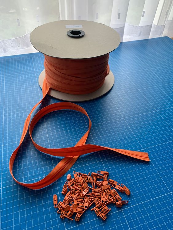 Reissverschluss am Meter (Neu (gemäss Beschreibung)) in Eschenbach LU für CHF 37 – nur Abholung ...