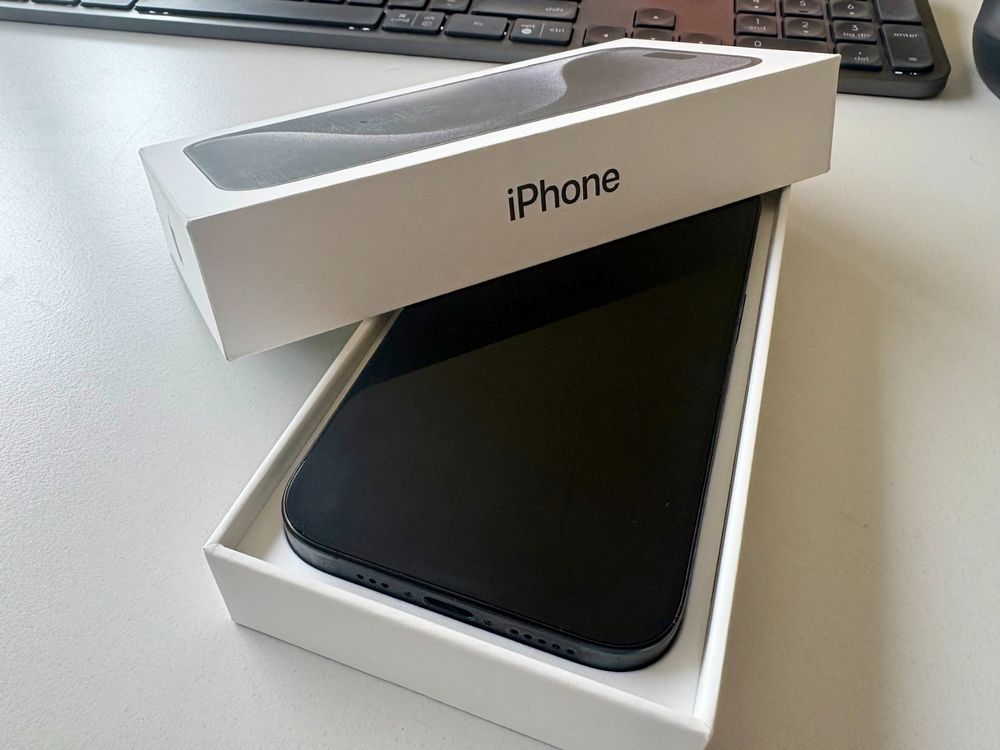 IPhone 15 Pro, 256 GB, schwarz (Gebraucht) in Koppigen für CHF 750 – mit Lieferung auf Ricardo ...