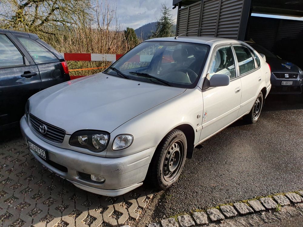 Toyota Corolla 1600 LB (Gebraucht) in Veltheim AG für CHF 800 – nur ...