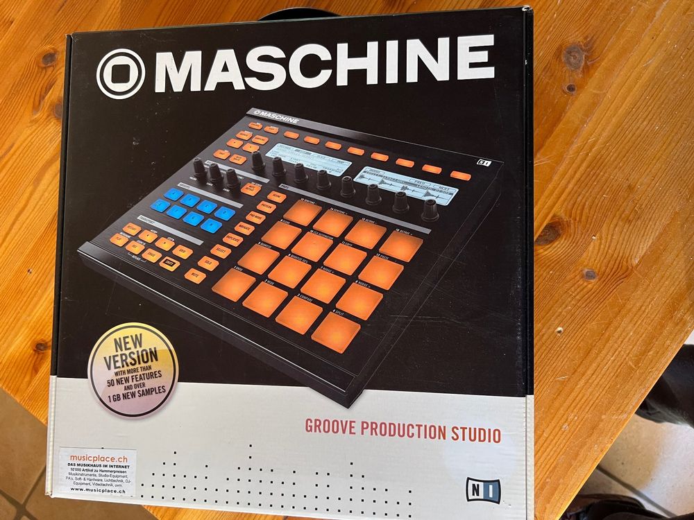 Native Instruments Maschine (Gebraucht) in Tann für CHF 80 – mit ...