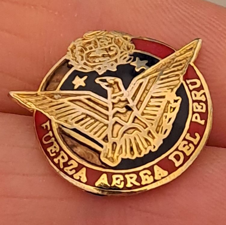Pin Peruanische Luftwaffe Fuerza Aerea del Peru - Militaria (Gebraucht ...
