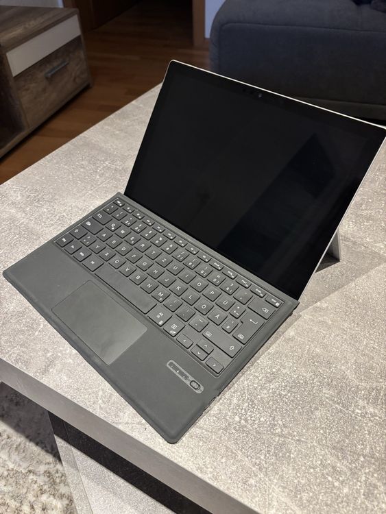 Microsoft Surface Pro 6 | i7 | 8GB RAM | 256GB SSD (Gebraucht) in ...
