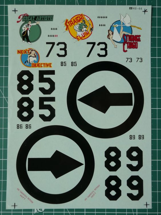 1/48 B-29 Superfortress - 4 Versionen 1945 Decals (Gebraucht) in ...
