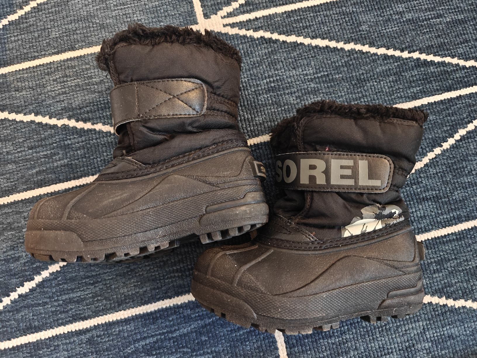 Sorel taille 27 (D'occasion) à Biel/Bienne pour CHF 10 – avec livraison ...