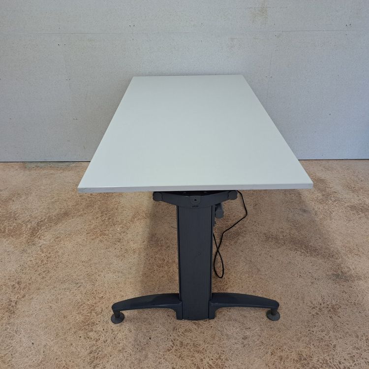 Sitag Bürotisch Elektrotisch Stehpult (Gebraucht) in Belp für CHF 275 – nur Abholung auf Ricardo ...