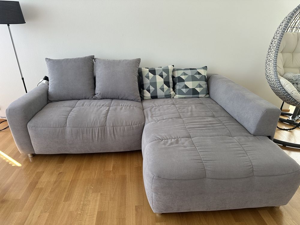 Extendable corner sofa with 4 pillows (Gebraucht) in Wetzikon ZH für ...