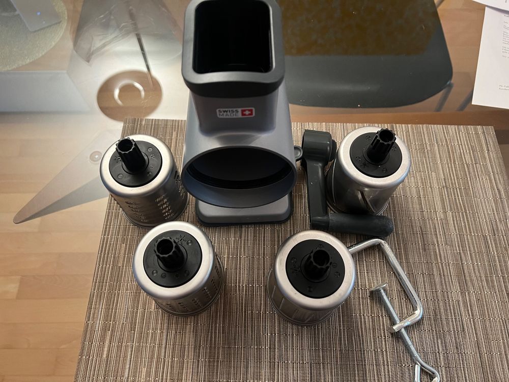 Zyliss Alu Trommelreibe Set silber (Neu (gemäss Beschreibung)) in für ...