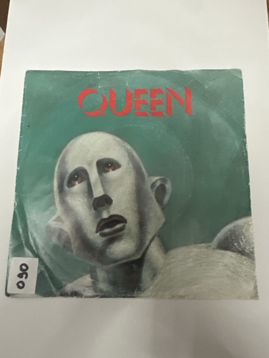 Queen - We Are The Champions / We Will Rock You - 7" Vinyl (Gebraucht ...