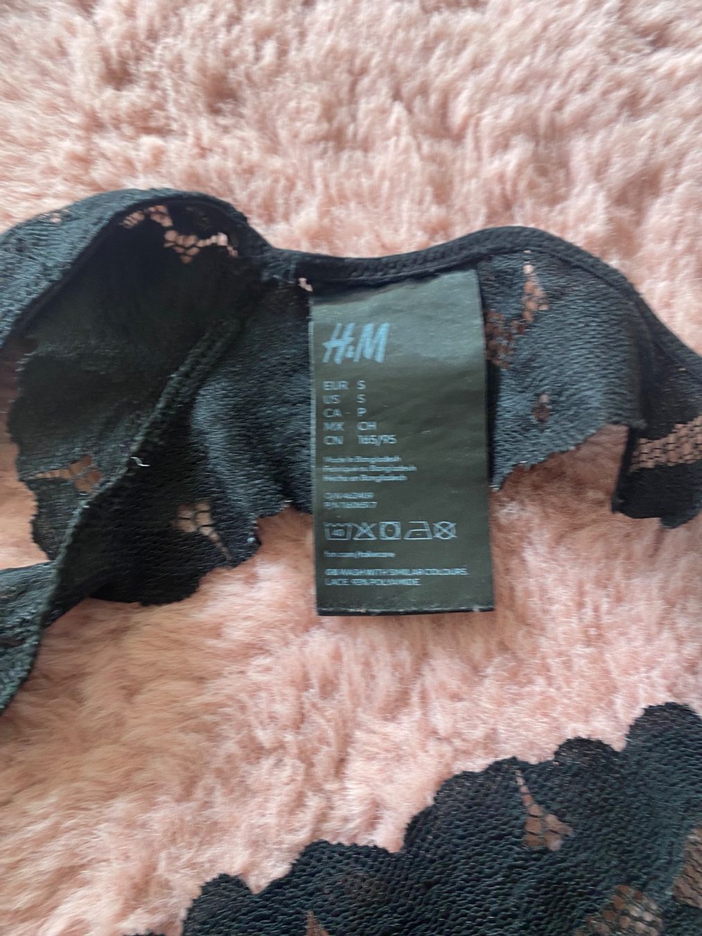 String noire en dentelle -gr 36- H&M (D'occasion) à Morges pour CHF 5 ...