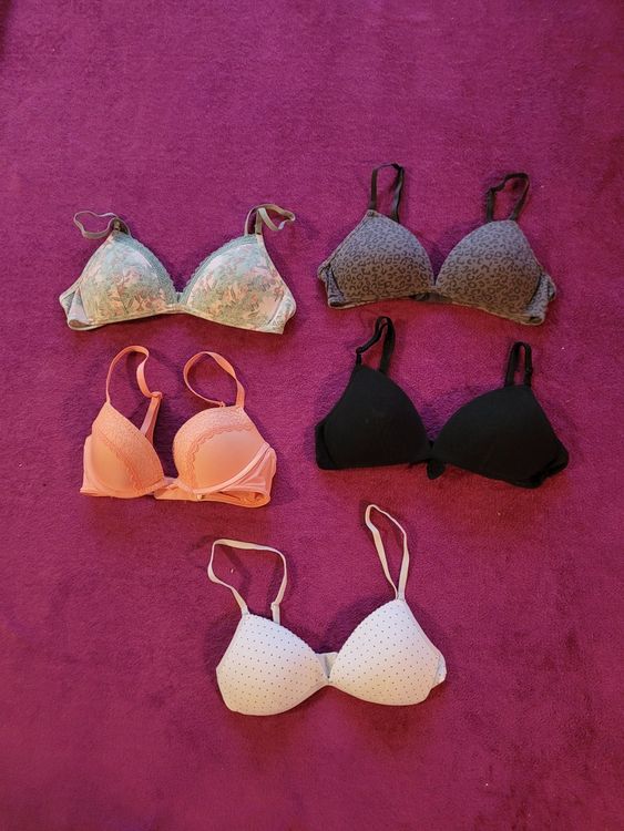 BH Set aus 5 BHs - Gr. 70 A (Gebraucht) in Müllheim Dorf für CHF 6 ...