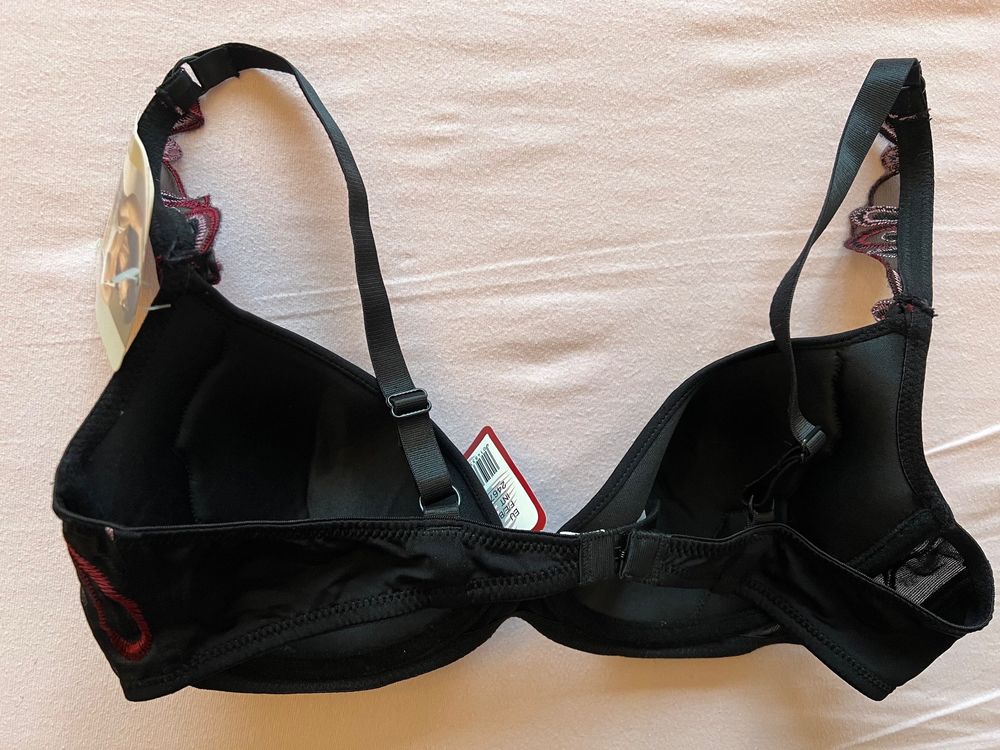 BH NEU, Gr. 80B, NP: 37CHF (Neu (gemäss Beschreibung)) in Hochdorf für CHF 10 – mit Lieferung ...