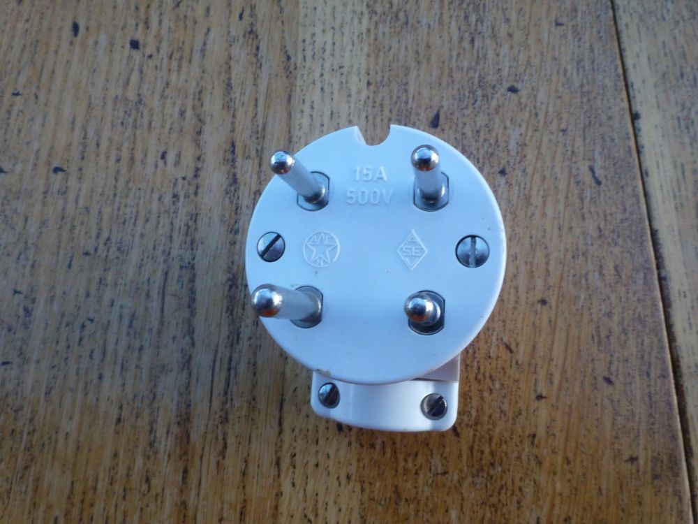 Antiker CH Stromstecker, Stecker 500V 15A von Kochherd (Gebraucht) in ...