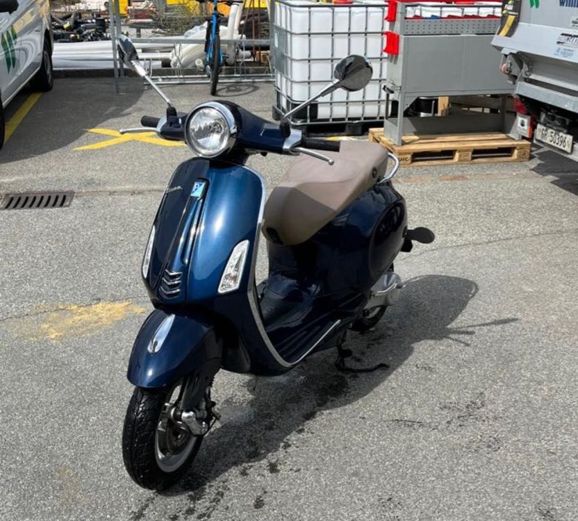 PIAGGIO Vespa Primavera 50 ab MFK (Gebraucht) in Chur für CHF 1210 – nur Abholung auf Ricardo kaufen