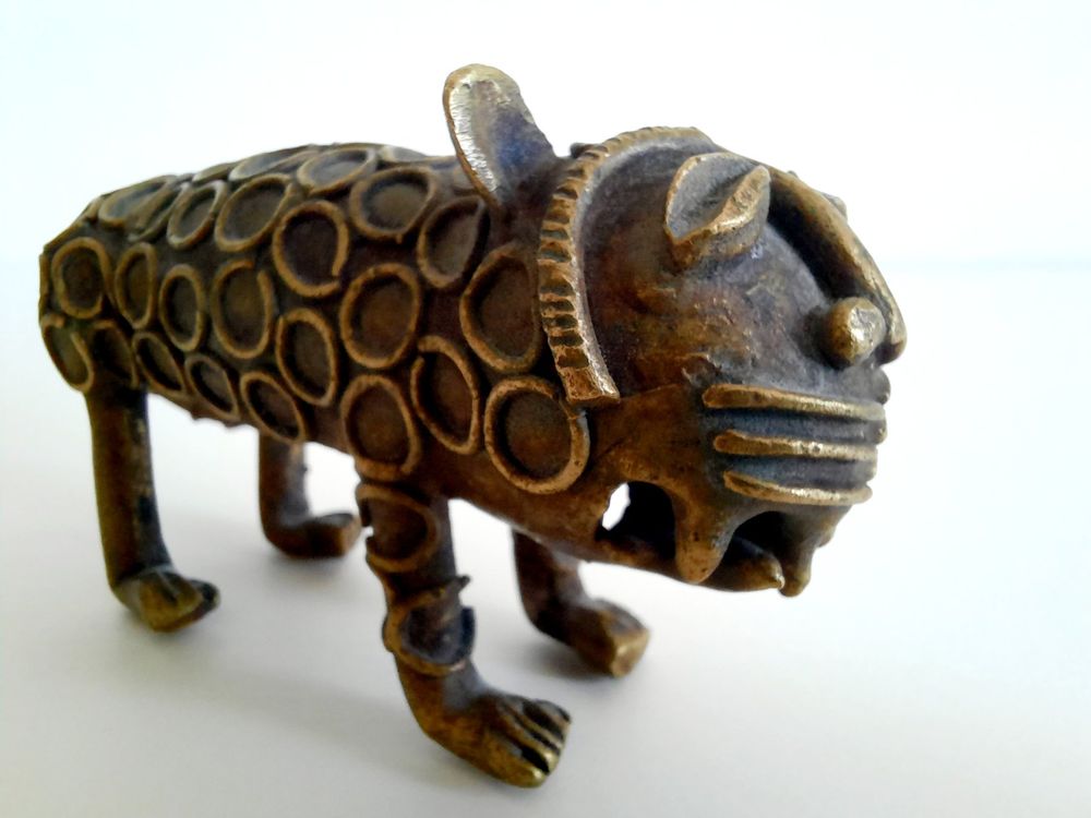 Afrikanische Leoparden-Figur aus Benin | Kaufen auf Ricardo