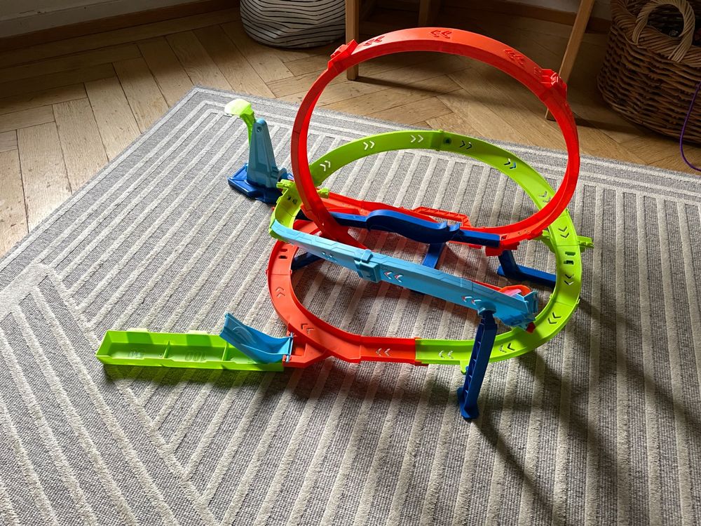Hot Wheels Action Loop Cyclone Challenge Track Set (Gebraucht) in ...