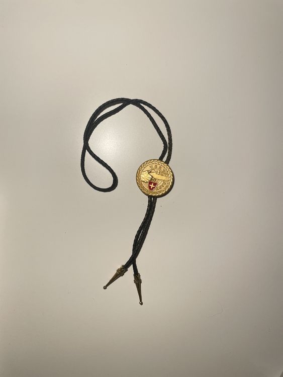 Bolotie VSSV ASTV (Gebraucht) in Zürich für CHF 15 – mit Lieferung auf ...