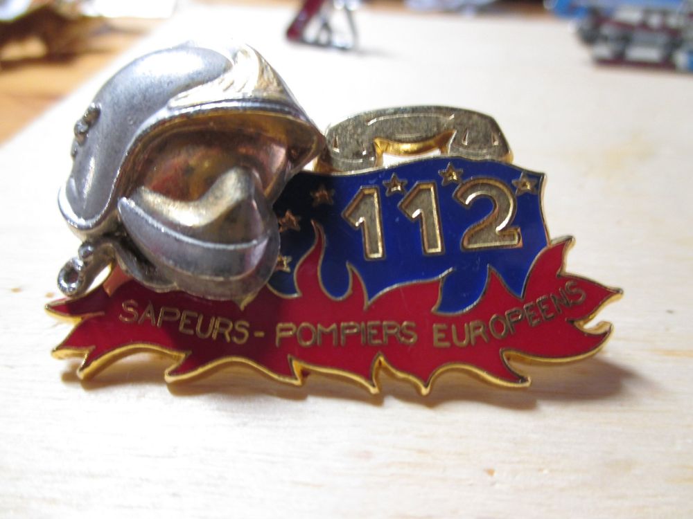 Feuerwehr Sapeurs Pompiers Europeens 3D Top Pin RAR Tel 112 (Neu ...