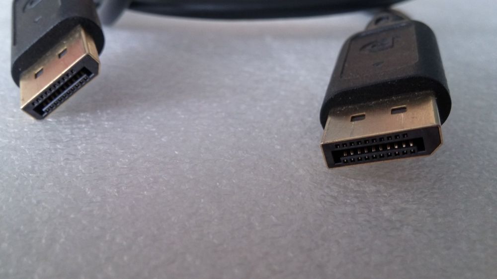 LINDY DisplayPort ca. 2,5m Kabel (Gebraucht) in Zürich für CHF 19 – mit ...