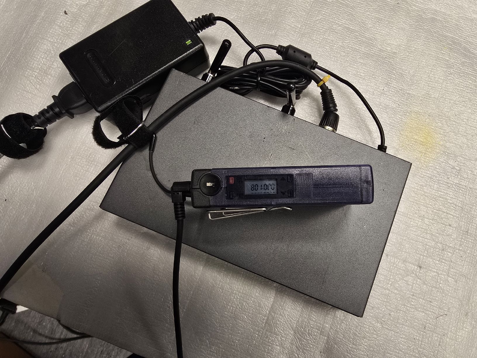 SENNHEISER EW 300 GUITAR WIRLESS SYSTEM Freq 790 - 822 MHz (Gebraucht ...