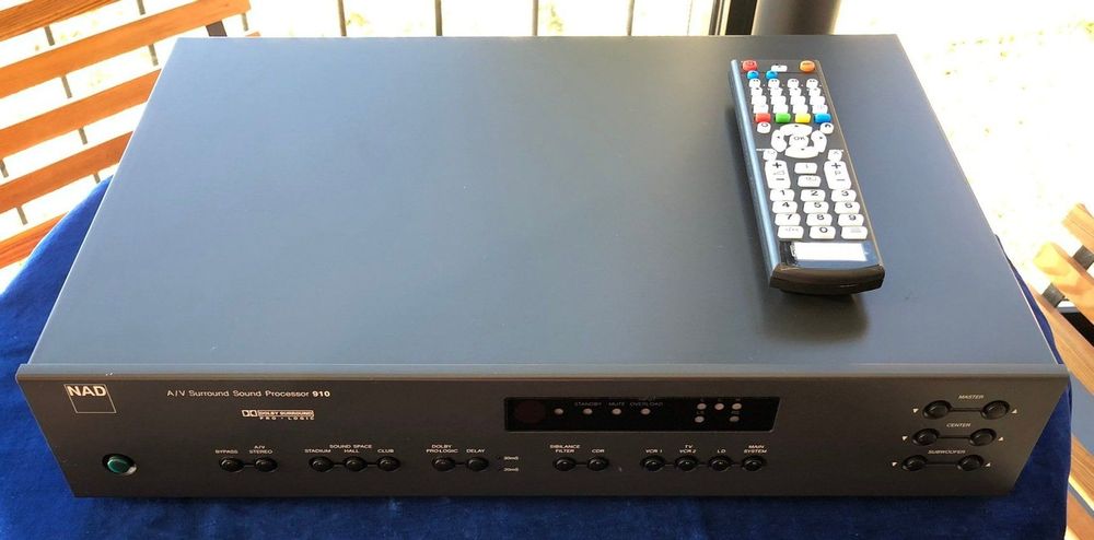 NAD A/V Surround Sound Processor 910 (Gebraucht) in orselina für CHF 26 ...