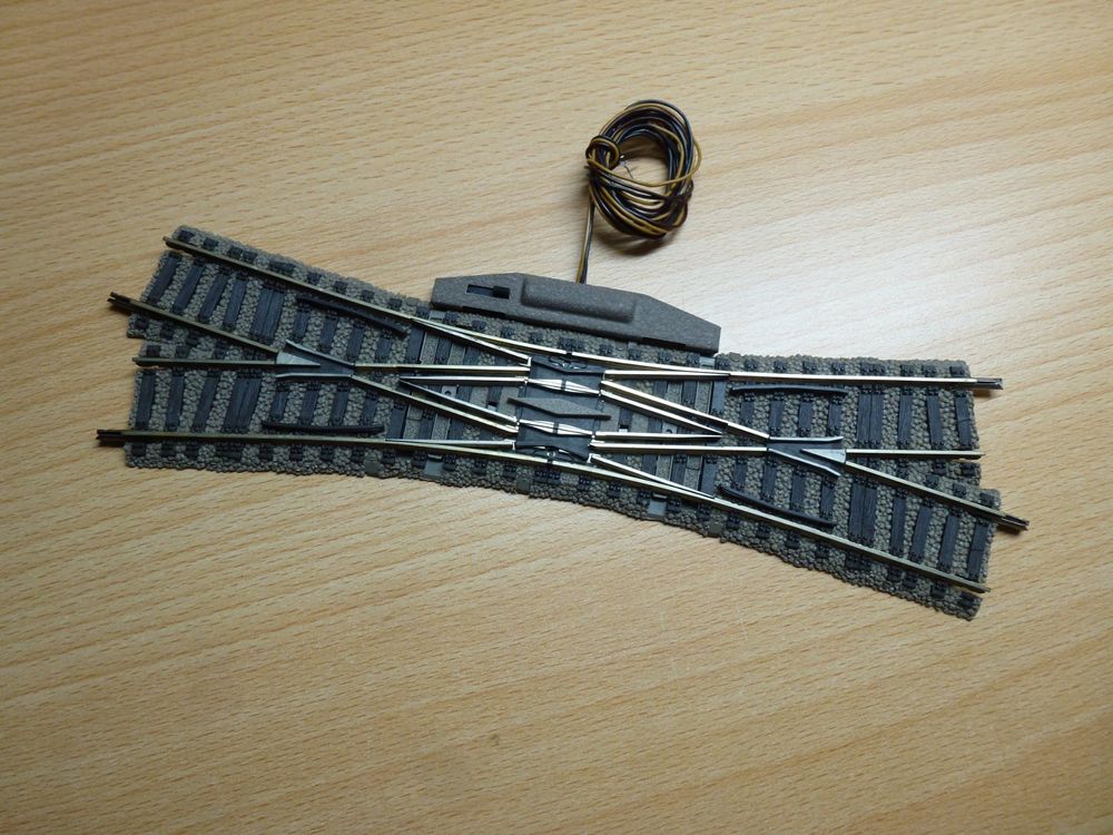 Fleischmann H0 Profigleis Kreuzweiche 6165 R mit Elektroantr | Kaufen ...