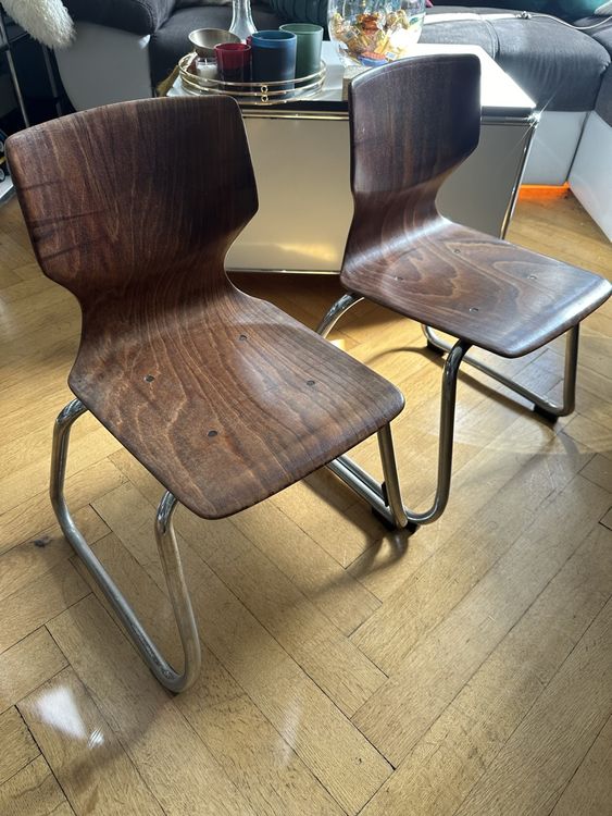 2 Freischwinger Kinder-Stühle "Frighetto" Chromstahl Holz (Gebraucht) in BASEL für CHF 195 – nur ...