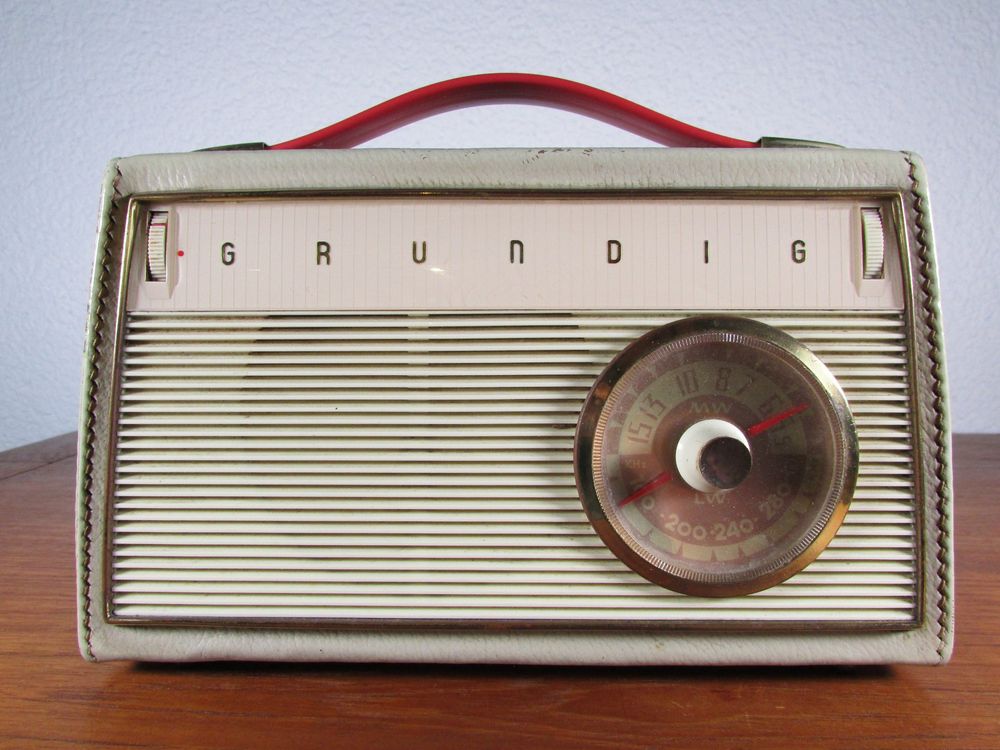 Vintage Grundig Transistorradio Music Boy 200 60er Jahre (Gebraucht) in für CHF 59 – mit ...