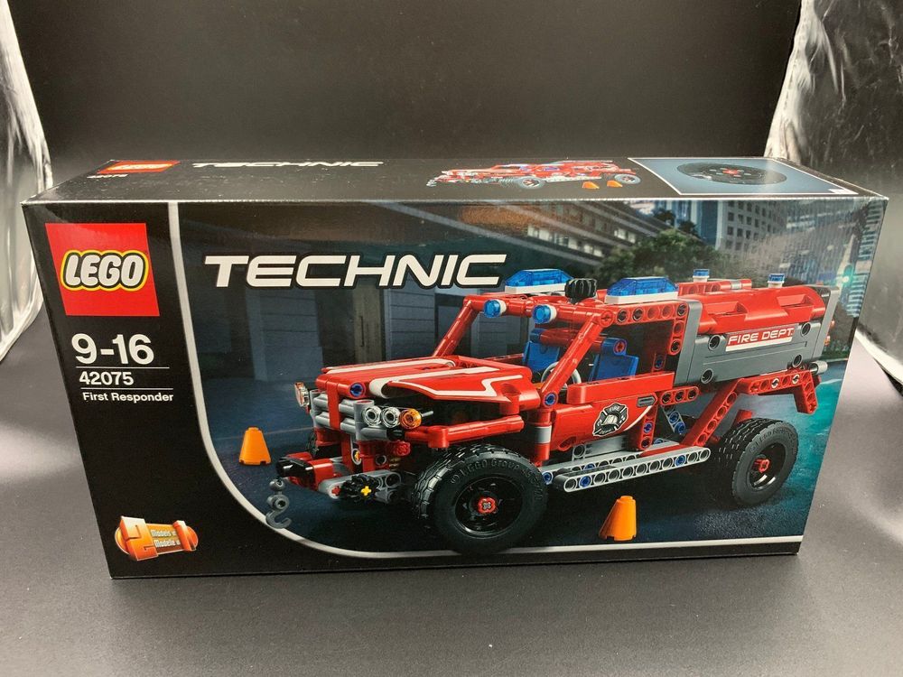 Lego First Responder 42075 (NEU) (Neu und originalverpackt) in ...