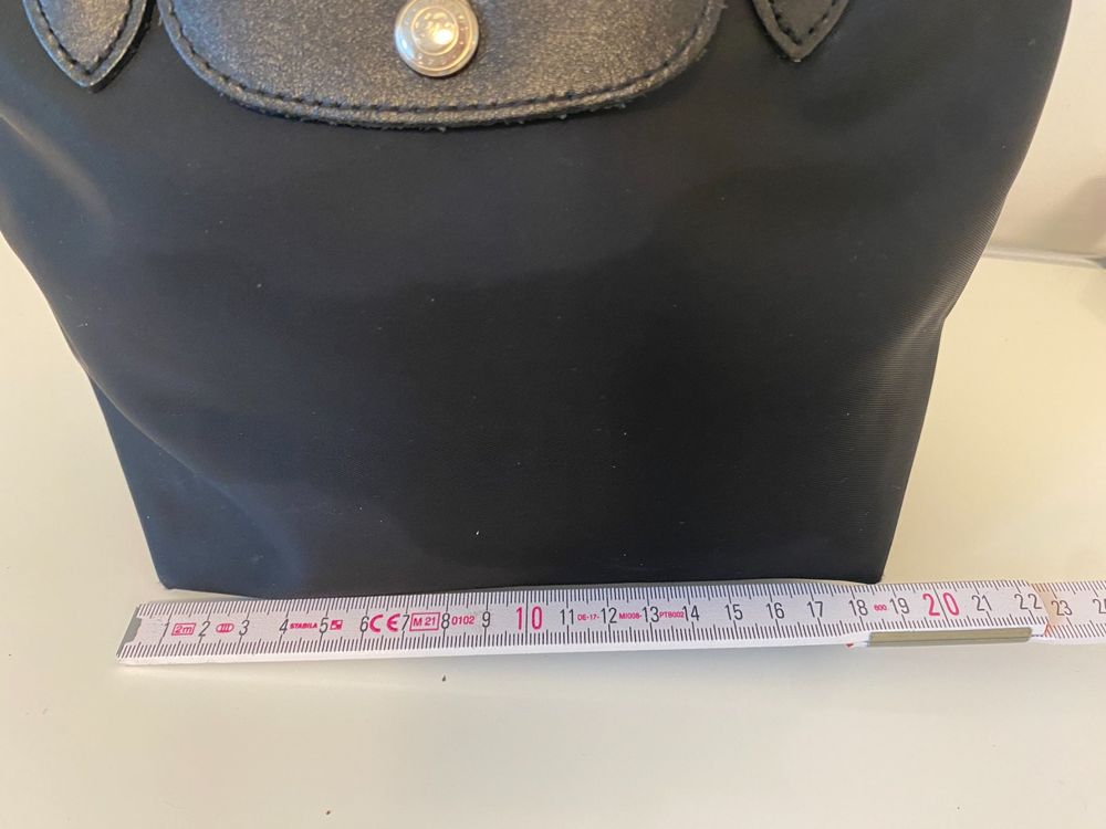 schwarze Longchamp Pliage - all black small Original | Kaufen auf Ricardo