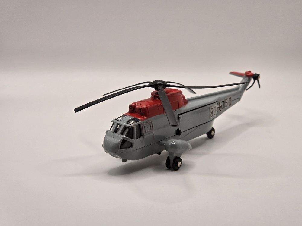 Dinky Toys 736 Bundesmarine Sea King Helikopter (Defekt) in Giffers für ...