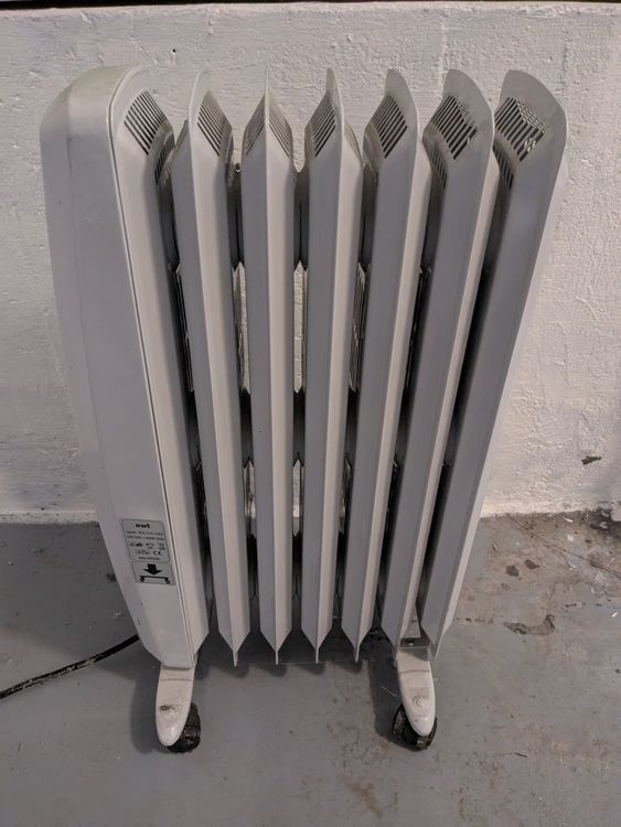 2 Stk. EWT Radiator, ideal für den Winter! Heizkörper (Gebraucht) in aegerten für CHF 1 – nur ...