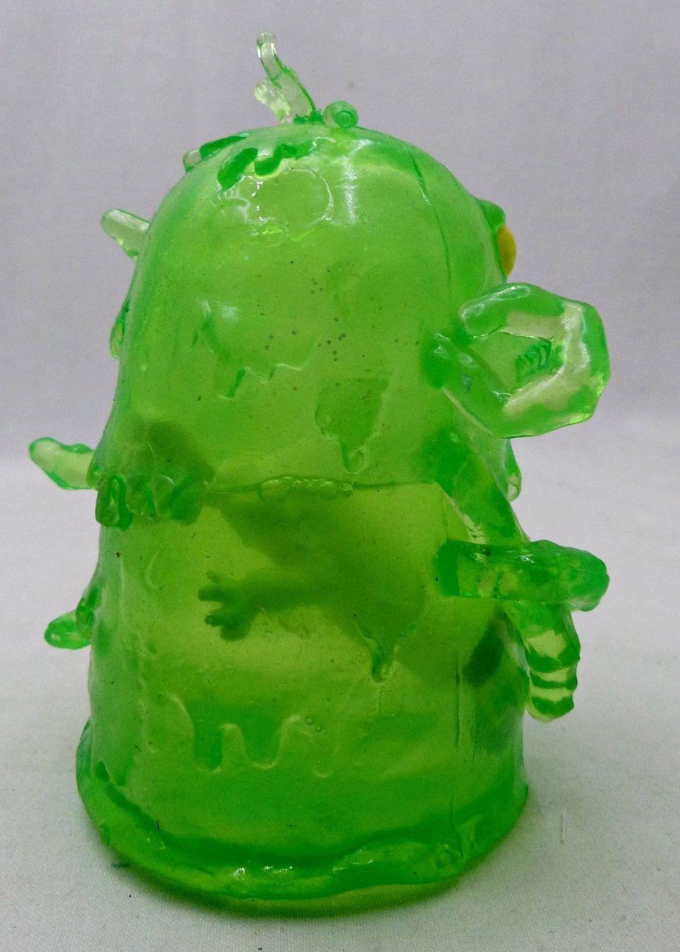 FUTURAMA BLOB RARE HORRIBLE GELATINOUS FIGURE INSIDE 2001 (Neu und ...