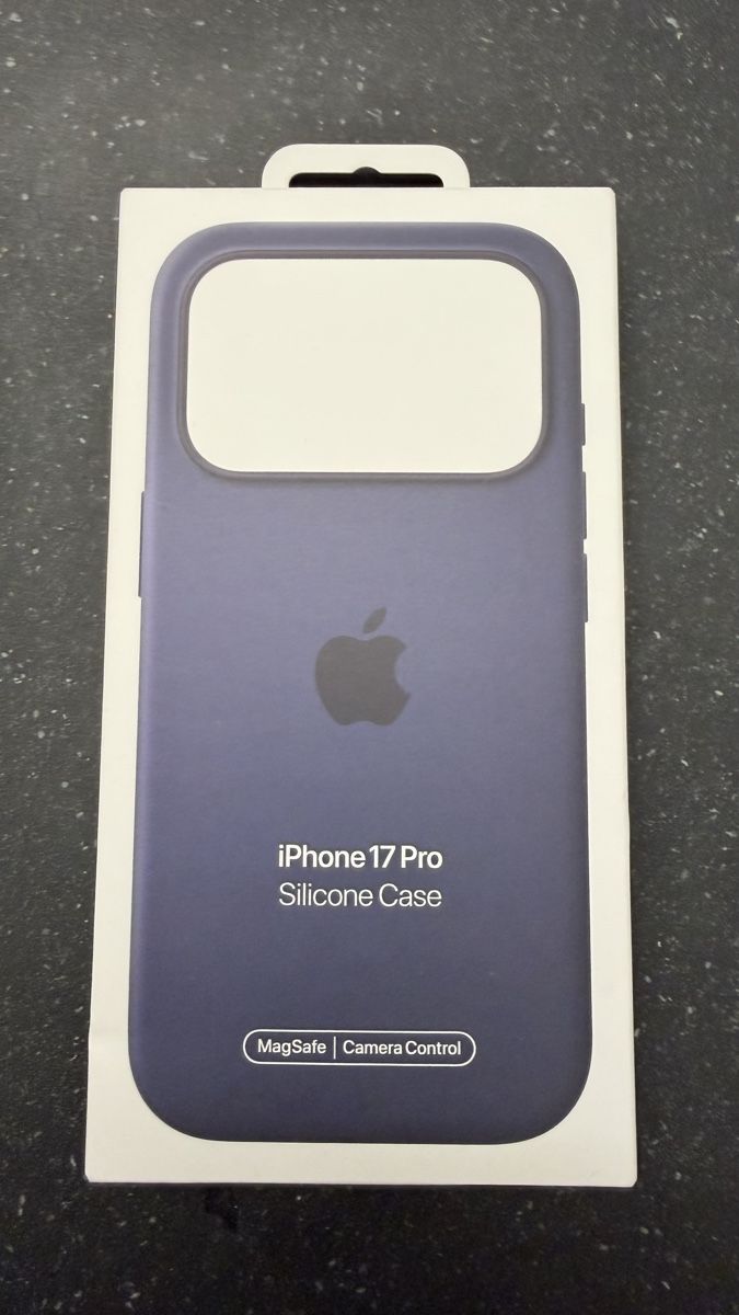 APPLE iPhone 17 Pro Silicone Case Midnight (Neu und originalverpackt ...