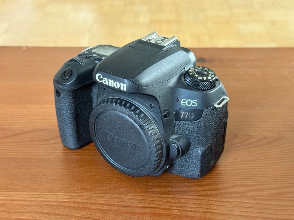 Canon 77D mit 18-55mm Objektiv – Top-Zustand! 🎥📸 (Neu (gemäss ...