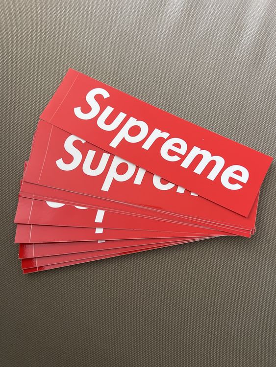 Supreme Box Logo Sticker (Neu und originalverpackt) in Rapperswil SG ...