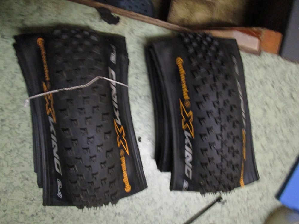 2 neue Continental X-King 26x2,4 Zoll MTB Reifen, 560g (Gebraucht) in Ottikon für CHF 60 – mit ...