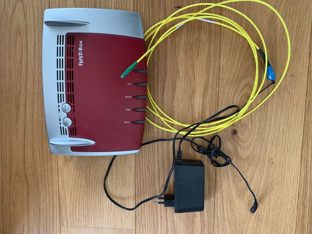 AVM Fritz!Box 5490 Glasfaser WLAN Router (Gebraucht) in Wallisellen für CHF 34 – mit Lieferung ...