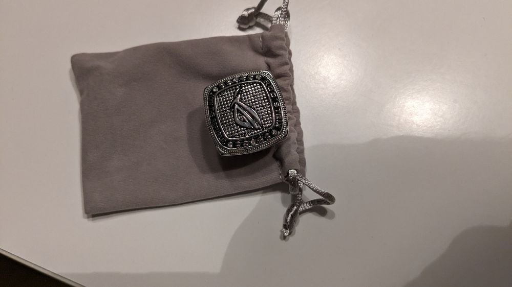 Asus rog ring (Neu (gemäss Beschreibung)) in Zürich für CHF 10 – mit ...