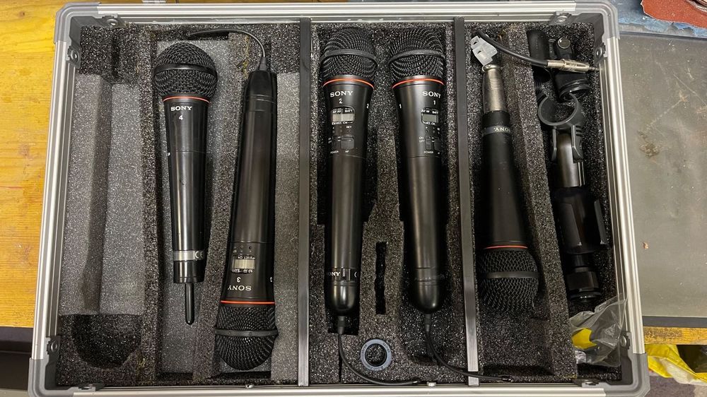 Sony UHF Wireless Handheld Microphone Set 2 von 3 (Gebraucht) in ...