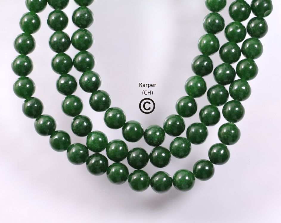 Jade, Grün/verte, Defekt (Neu und originalverpackt) in Neuchâtel für CHF 2.6 – mit Lieferung auf ...