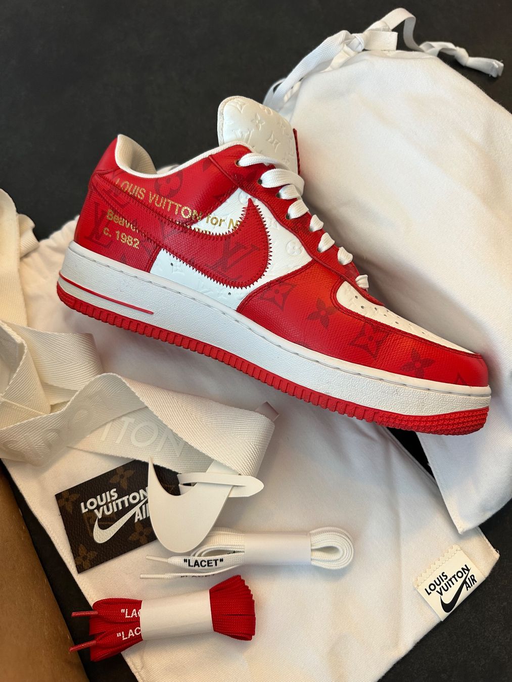 Louis Vuitton Nike Air Force 1 Low by Virgil Abloh red (Neuf avec ...