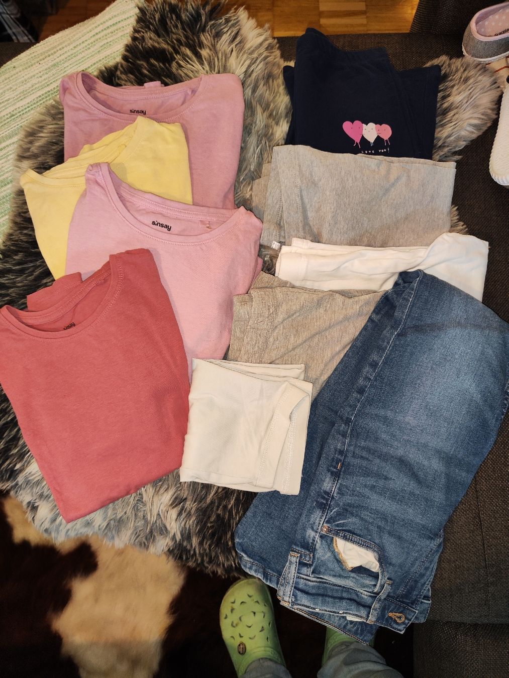 Lot vêtements printemps/été fille 8-10 ans, super état! (D'occasion) à ...