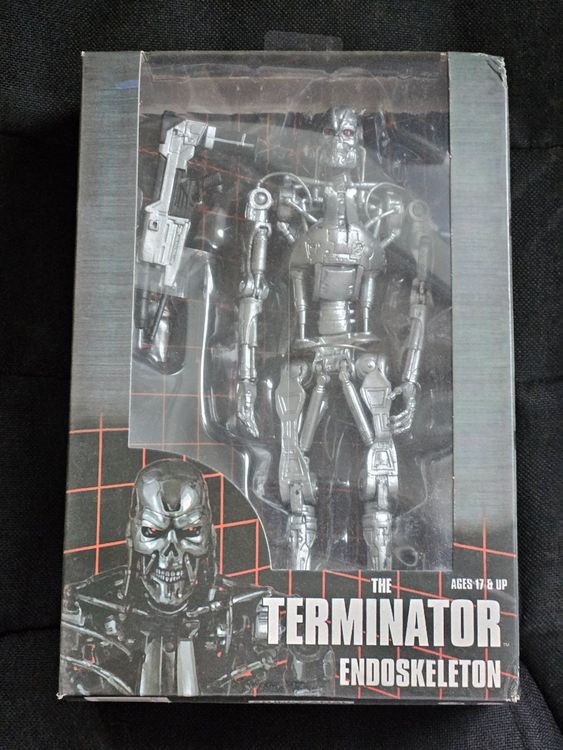 The Terminator Endoskeleton (Neu (gemäss Beschreibung)) in Genève für ...