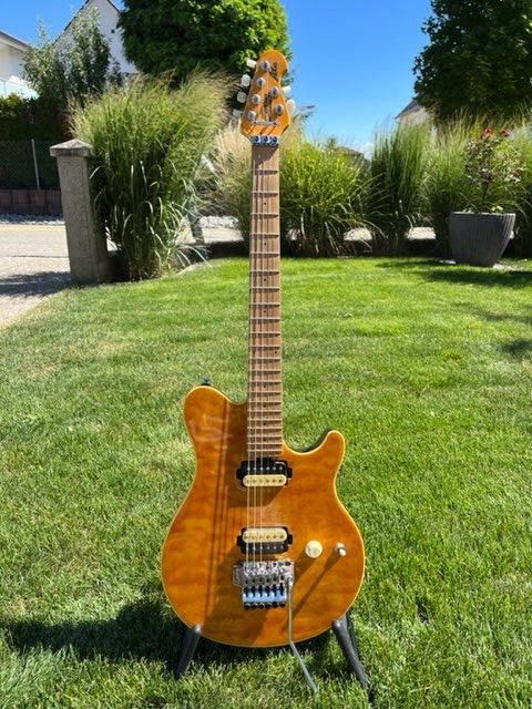 Sterling by Music Man AX 40 Trans Gold (Gebraucht) in Oberbuchsiten für CHF 490 – nur Abholung ...