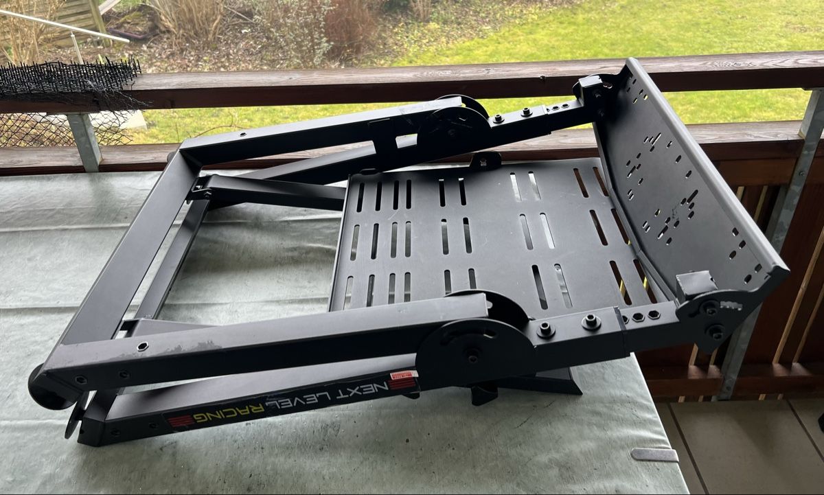 Next Level Racing Wheel Stand Simrig (Gebraucht) in Nürensdorf für CHF ...